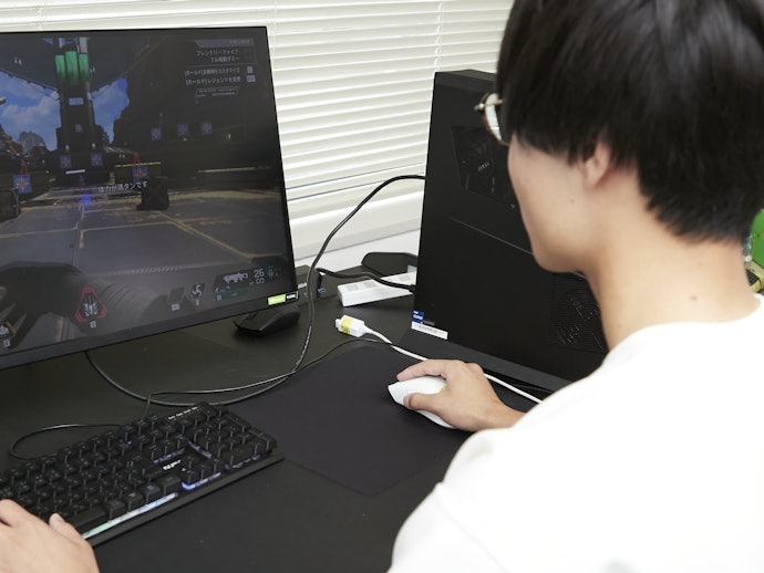Logitech 304 LIGHTSPEED Wireless Gaming Mouse Review: Pros and Cons ...